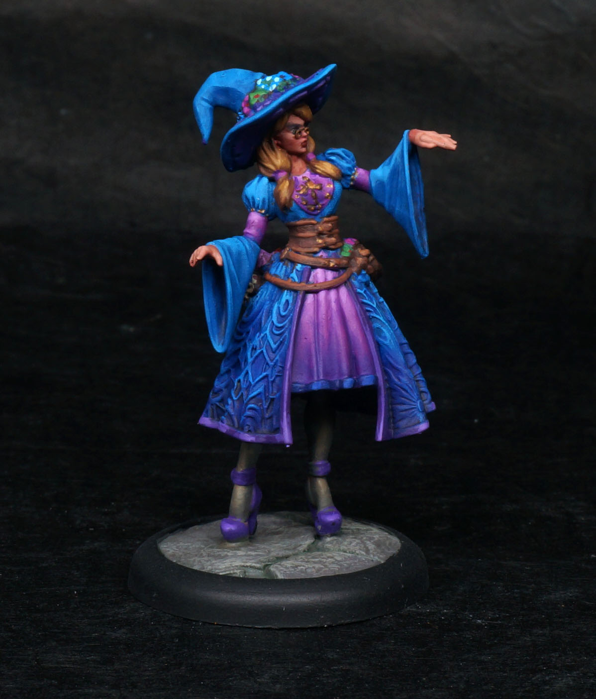 3D Printable Melinda, the Good Witch by Great Grimoire