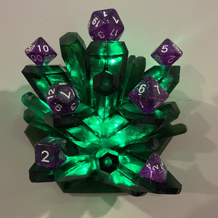 3D Printable Crystal Dice Display by Great Wyrm Miniatures