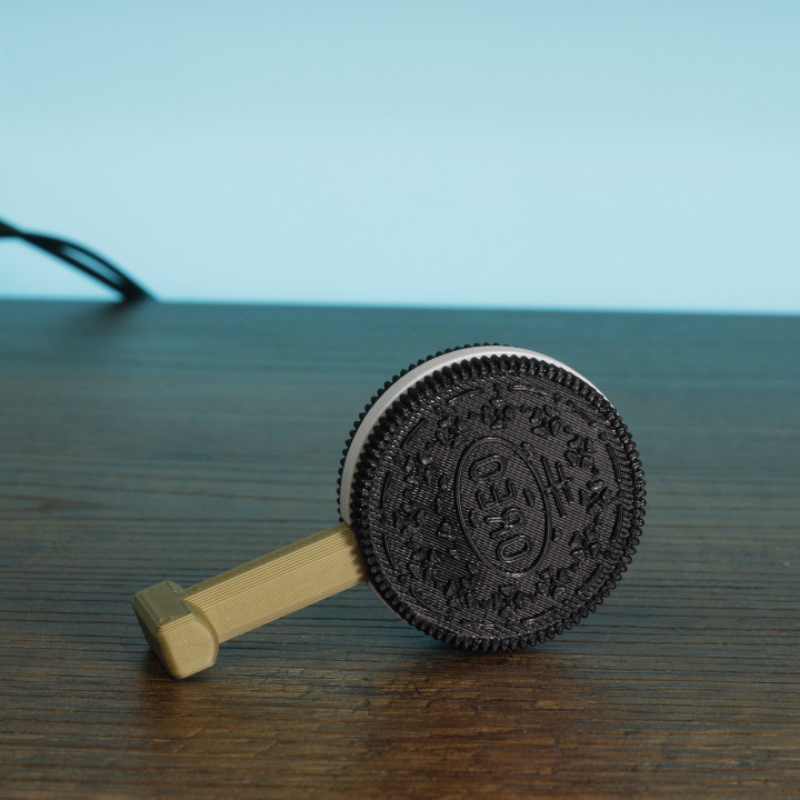 3D Printable Oreo Cookie by TAICED 3D