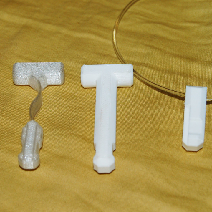 3D Printable Tippi Tree Ornament - Loopi and Springi Stems by Brien Allison