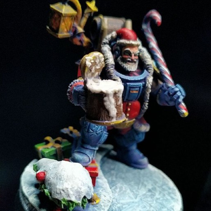 3D Printable Santa Dwarf – free christmas model by Tablehammer