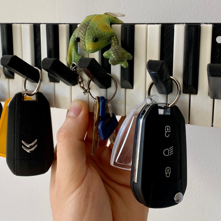 3D Printable Piano Key Hook by Alex Humberstone