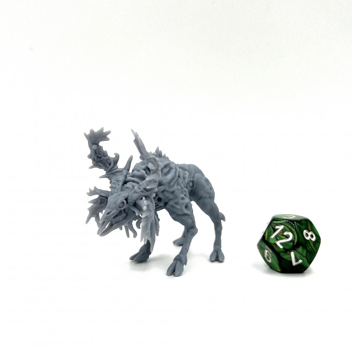 3D Printable Undead Elk by 2moronic miniatures