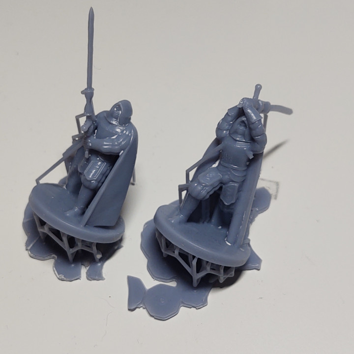 3D Printable FREE Miniature stl - Graveguard Knights - Konstantin by ...