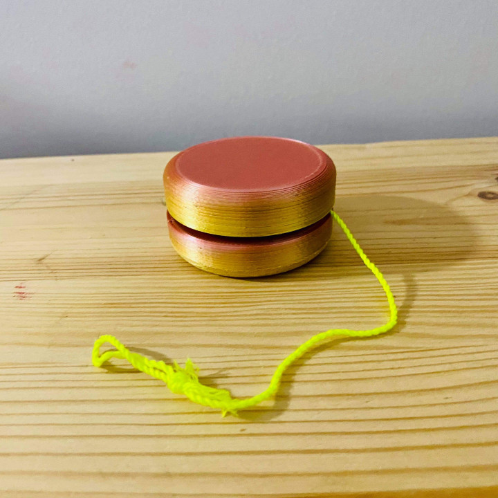 3D Printable YO-YO Toy by Lazy Bear