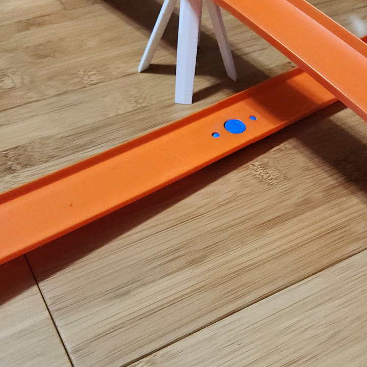 3D Printable Matchbox Car Track Stand by Thomas Pedersen