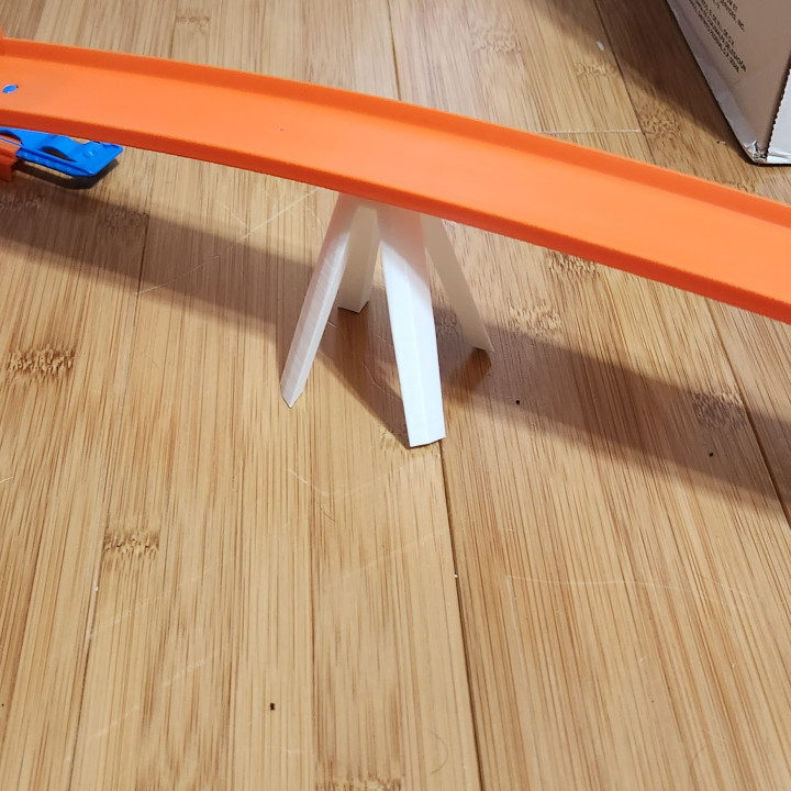 3D Printable Matchbox Car Track Stand by Thomas Pedersen