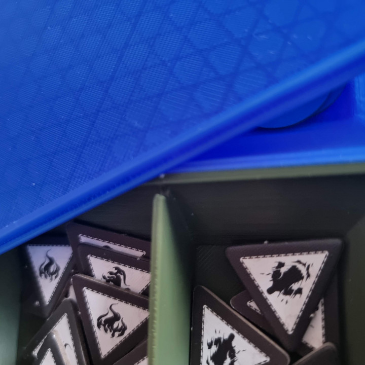 3D Printable AnySize Token Box by Svend Feldt