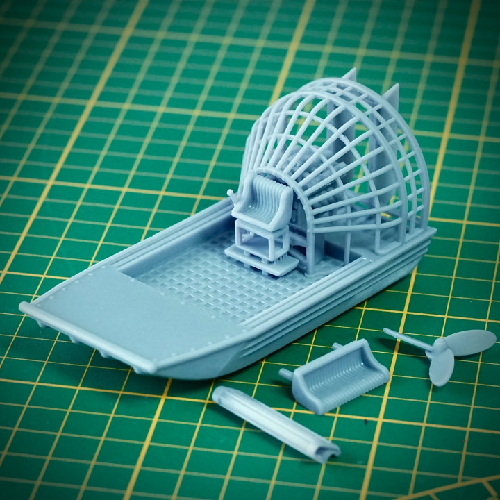 3D Printable Airboat Swamp Boat by Modern-Miniatures.eu