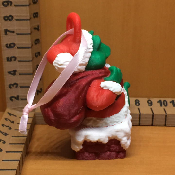 3D Printable Santa Frog by Star Labs 3D, LLC