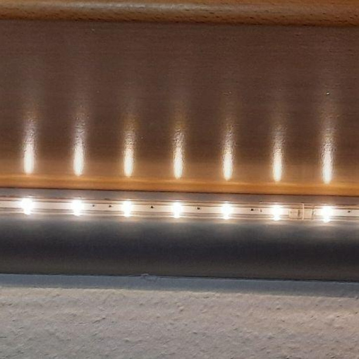 3D Printable LED holder shelf by Felix