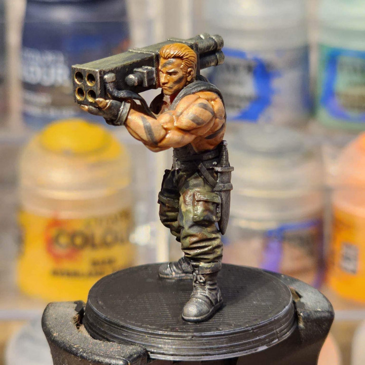 3D Print of HUMAN JUNGLE FIGHTER ARNIE ROCKET LAUNCHER by Papsikels