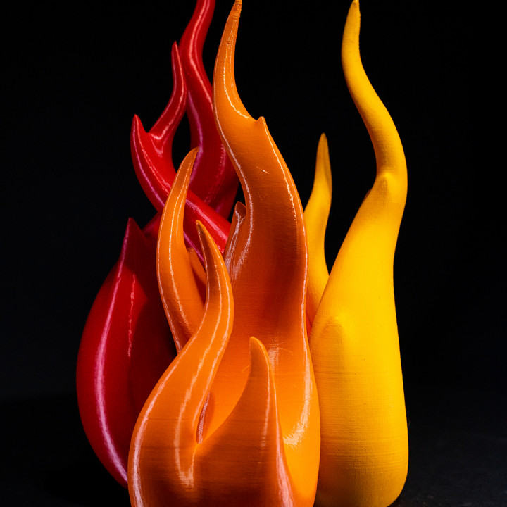 3D Printable Infinity Flames by Stlflix