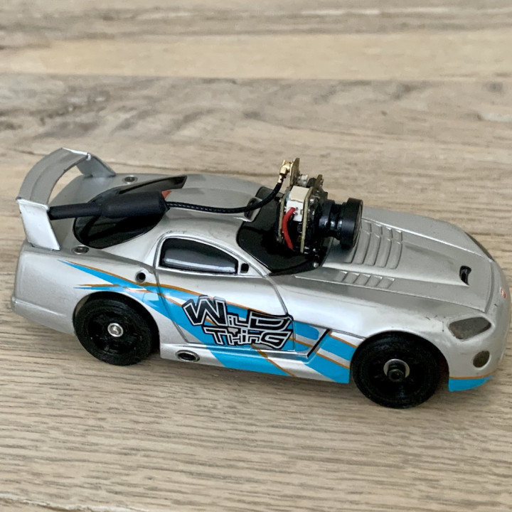 3D Printable RC Car chassis for 1/43 scale body by Markus Purtz