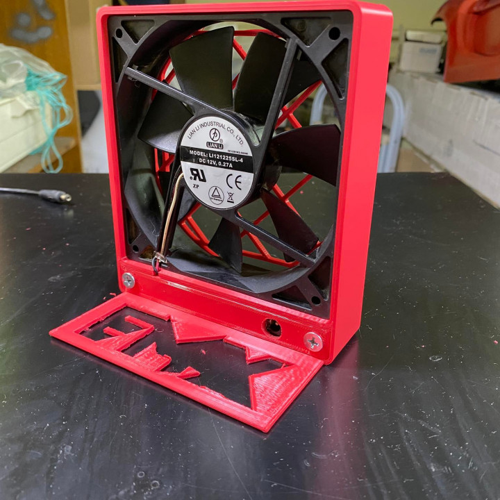 3D Printable SOLDERING IRON FAN by Emanuel Chmielowski