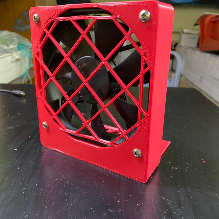 3D Printable SOLDERING IRON FAN by Emanuel Chmielowski