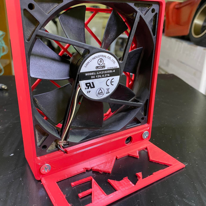 3D Printable SOLDERING IRON FAN by Emanuel Chmielowski