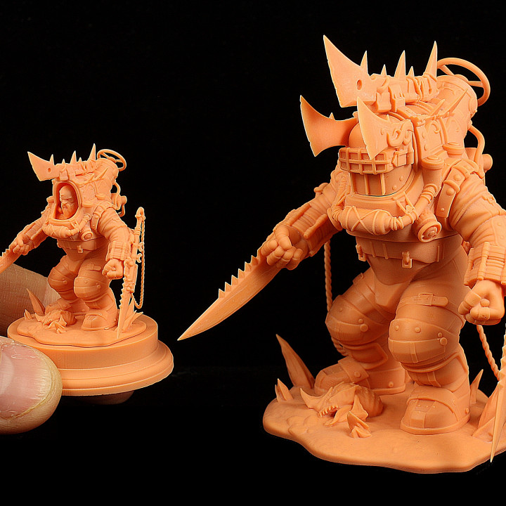 3D Printable Heavy Armoured Sci-Fi Dwarf by Oliver Spaeth