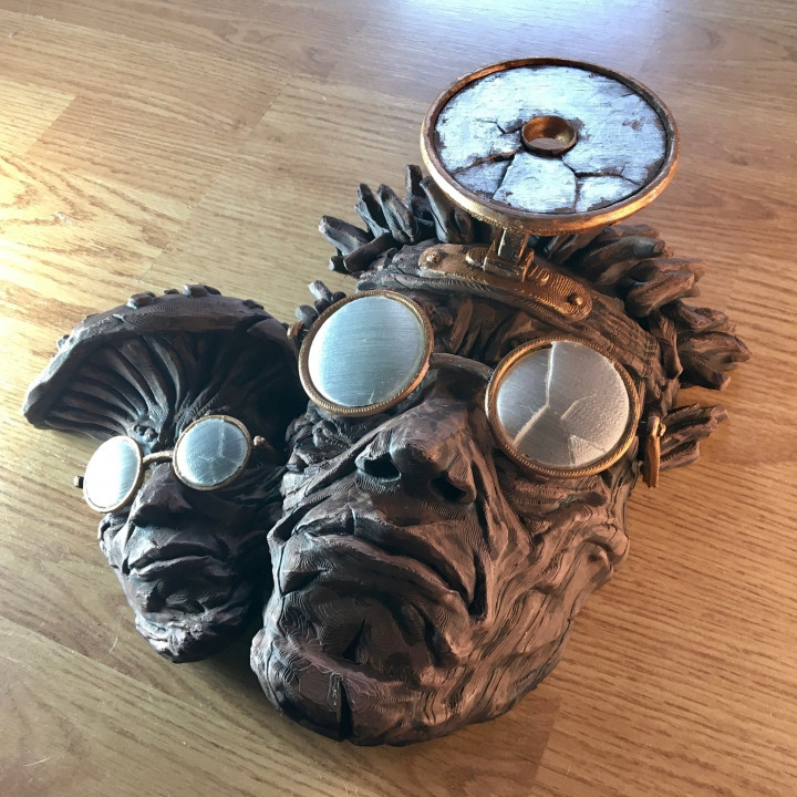 3D Printable Mycologist Mask of Inscryption by David