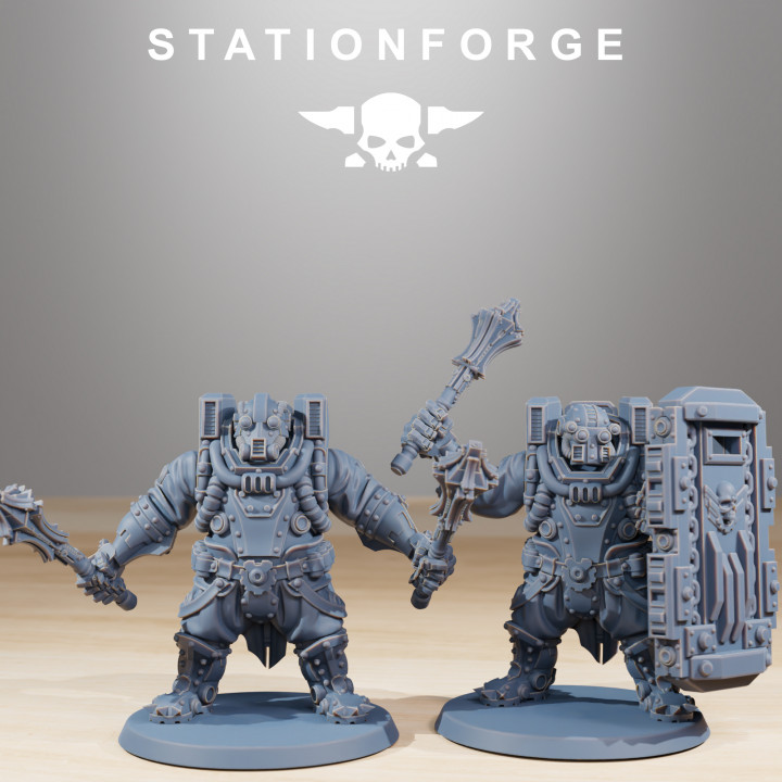 3D Printable Frontliners Heavy Support by Station Forge