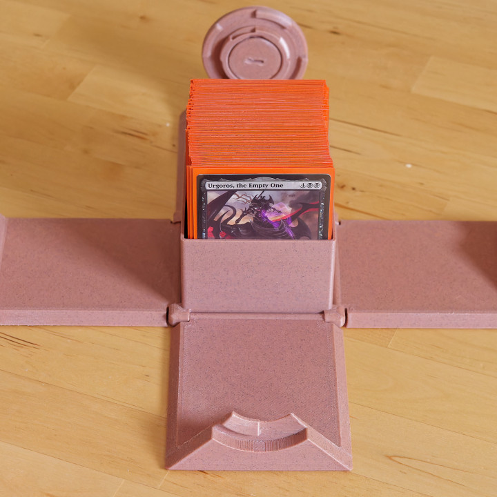 3D Printable The Commander Hub Deck Box by Martin