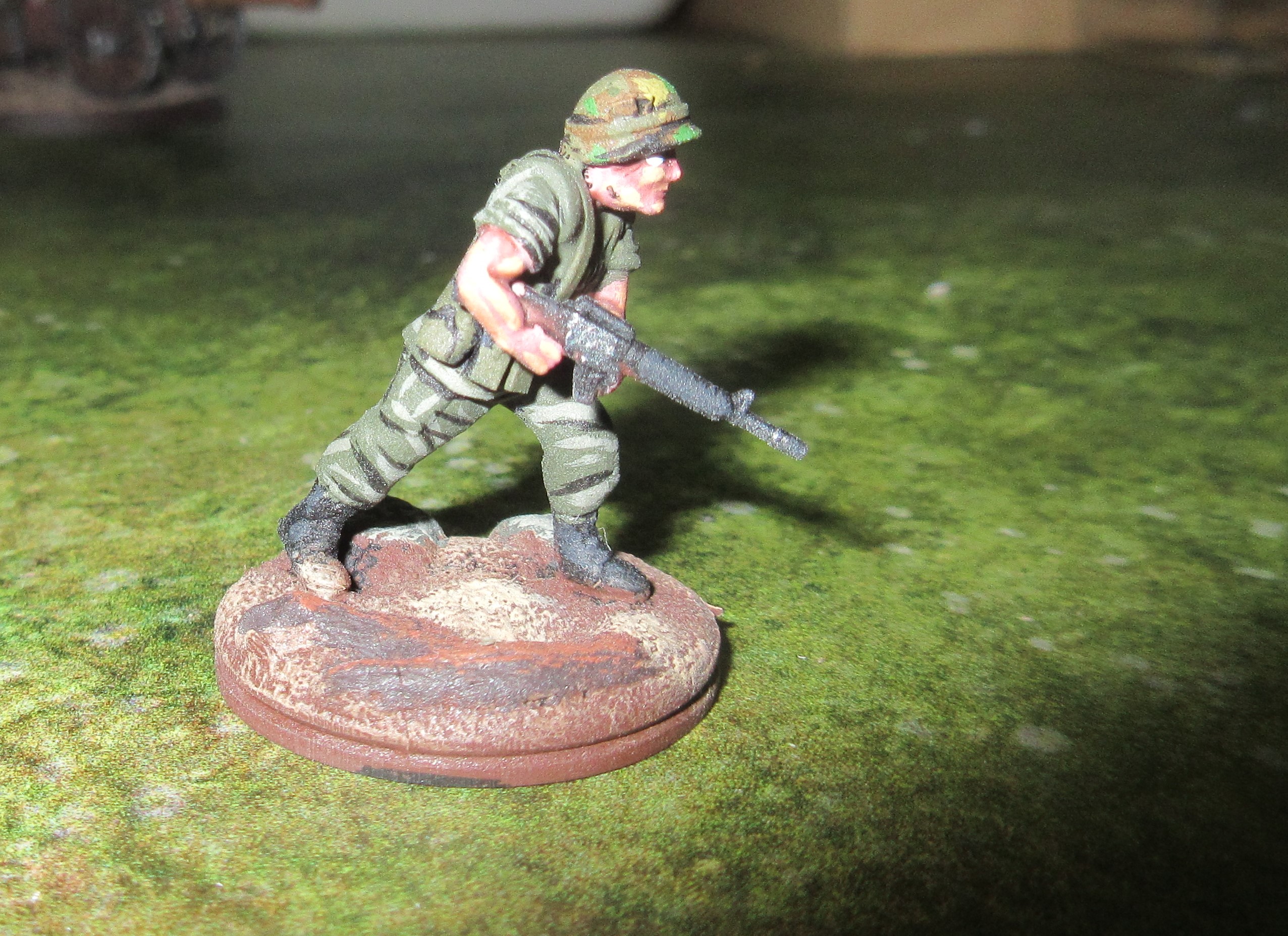 3D Printable US Marines with M16 - 28mm by Eskice Miniature - Aron