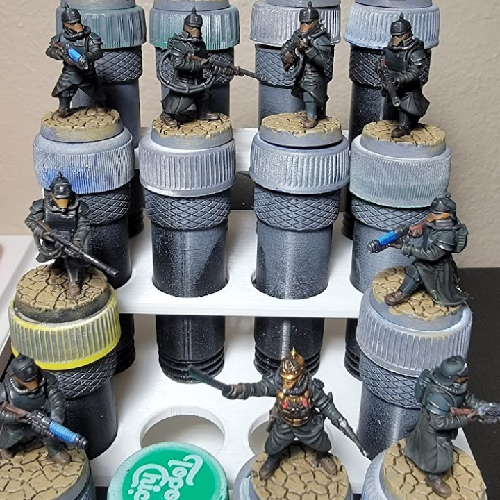 3D Printable Modular Miniature Paint Handle by Esteban Cantu