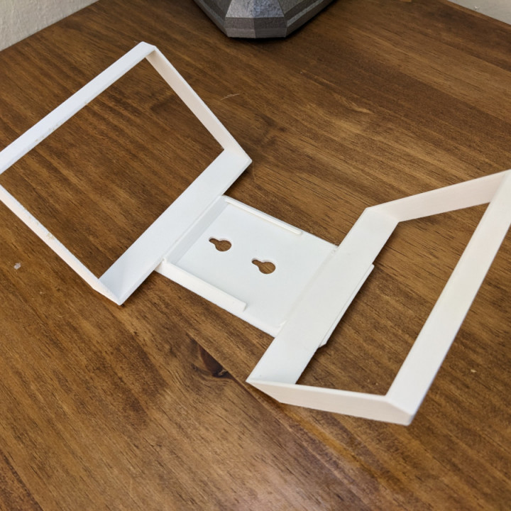 3D Printable Disposable Gloves Wall Bracket by Josh