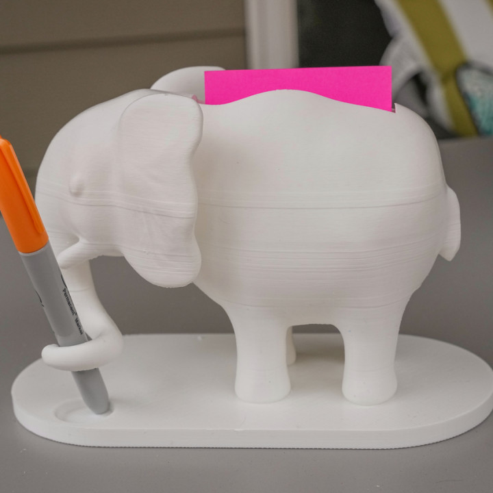 3D Printable Elephant Post-it holder by Philippe Barreaud