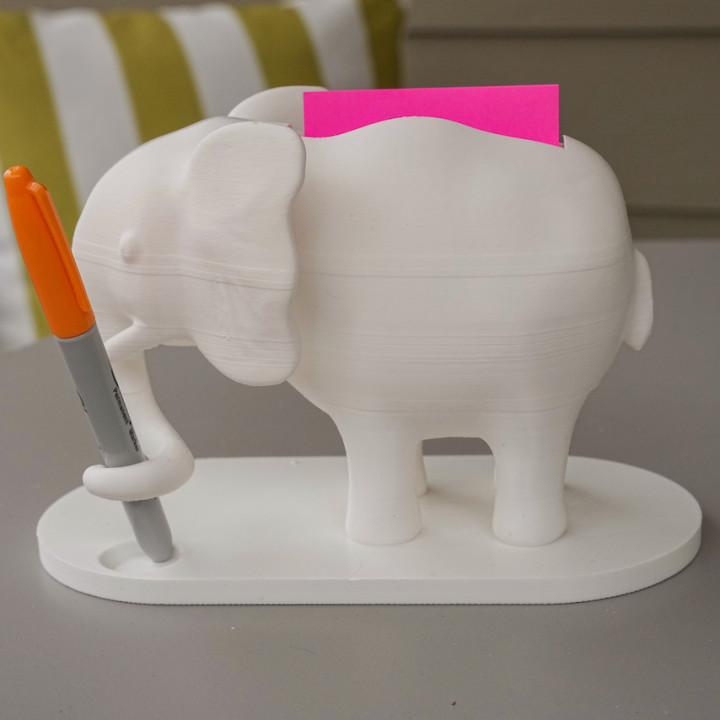 3D Printable Elephant Post-it holder by Philippe Barreaud