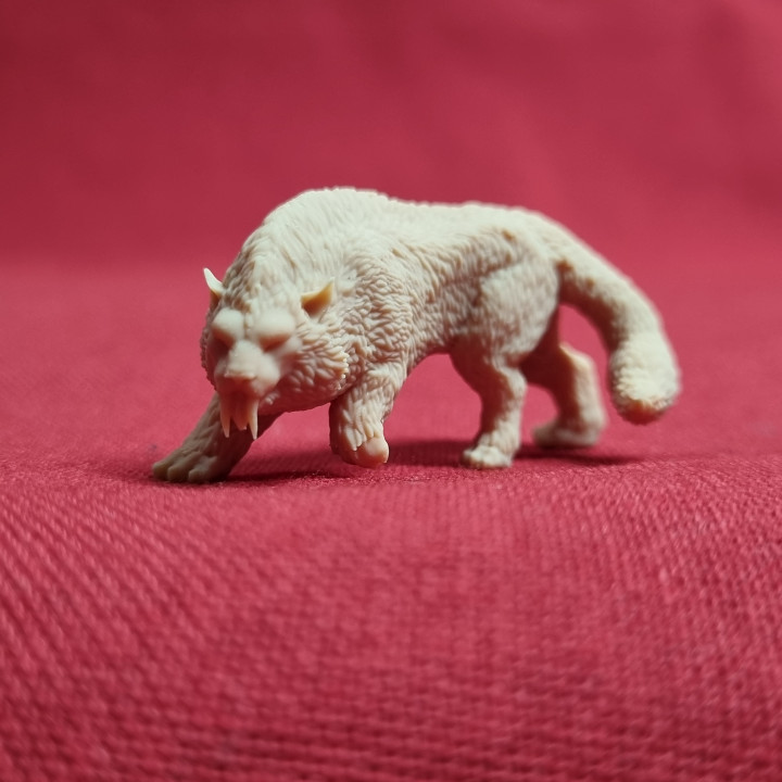 3D Print of Crag Cat - Tabletop Miniature (Pre-Supported) by Yasashii ...