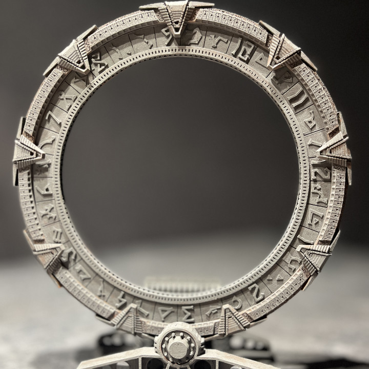 3D Printable Stargate - working clock by Tomasz