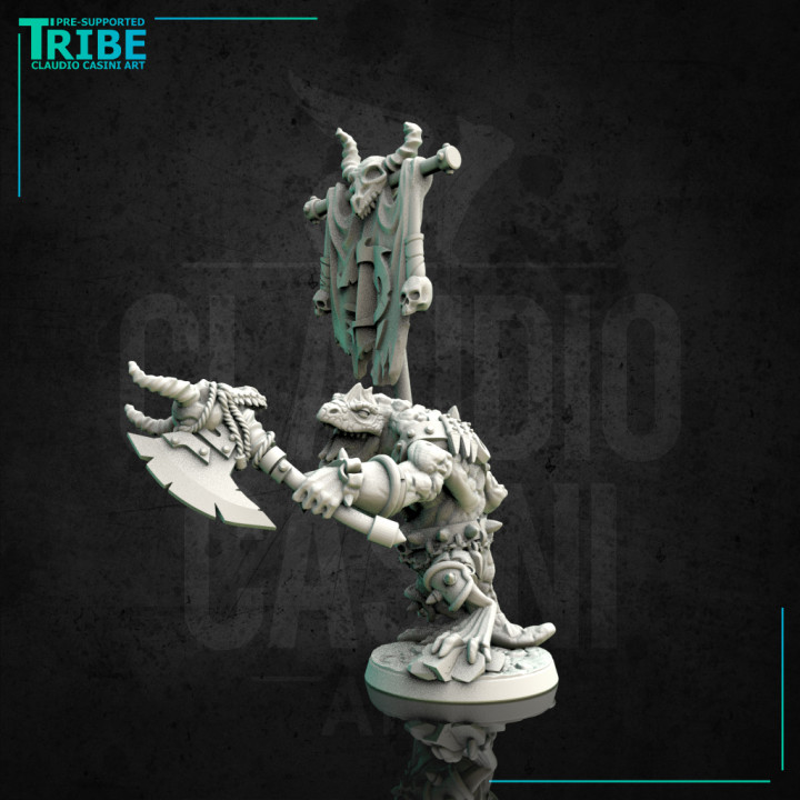 3D Printable (0124) Troglodyte lizard banner-bearer with axe by Claudio ...
