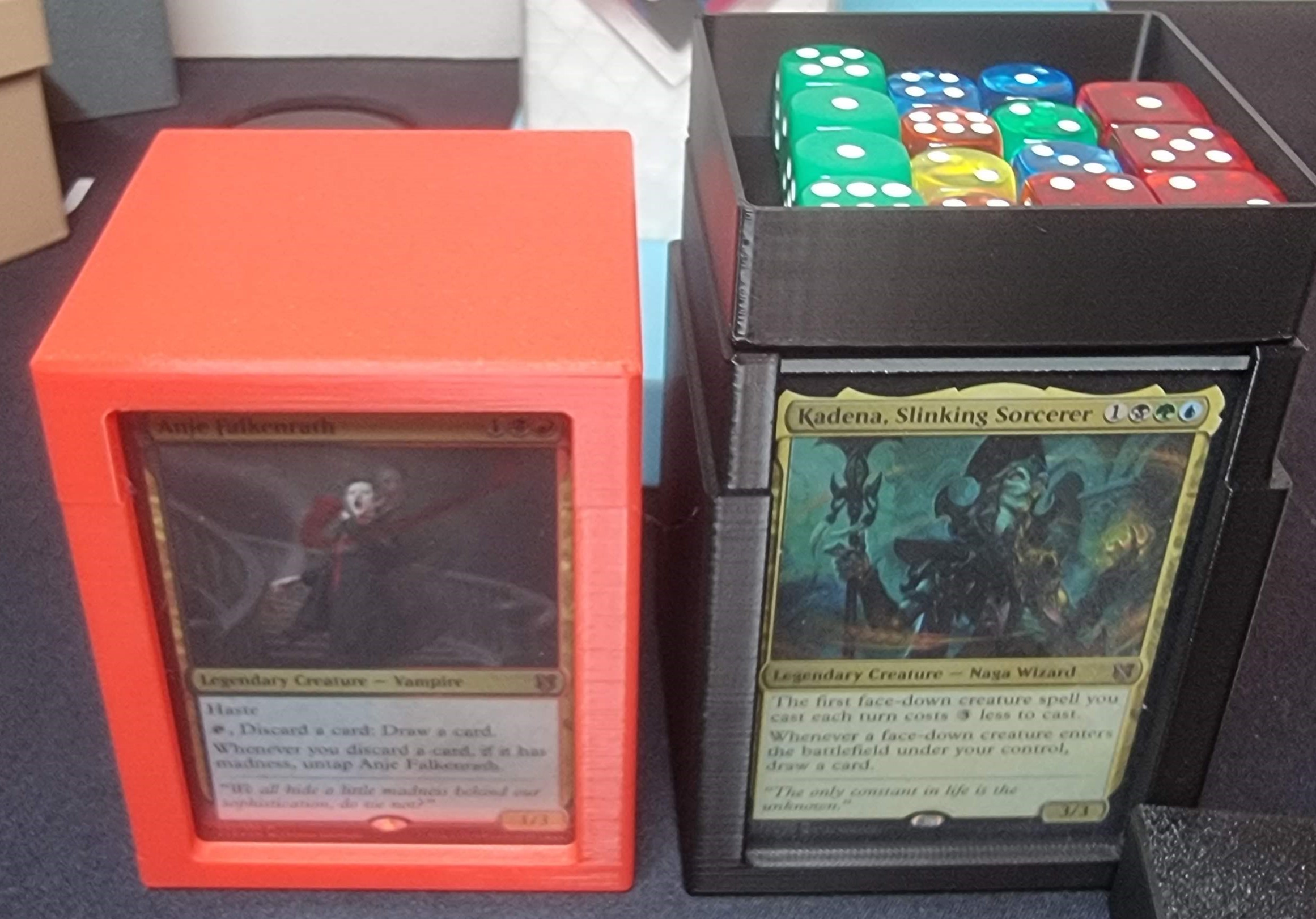 3D Printable AnySize DeckBox - DeckBoxes for any card size ! by Svend Feldt