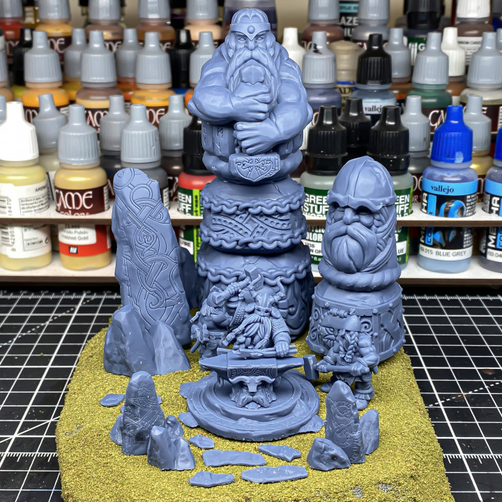 3D Printable Ancient Dwarf Forge and Great Dwarf Runemaster - Highlands ...