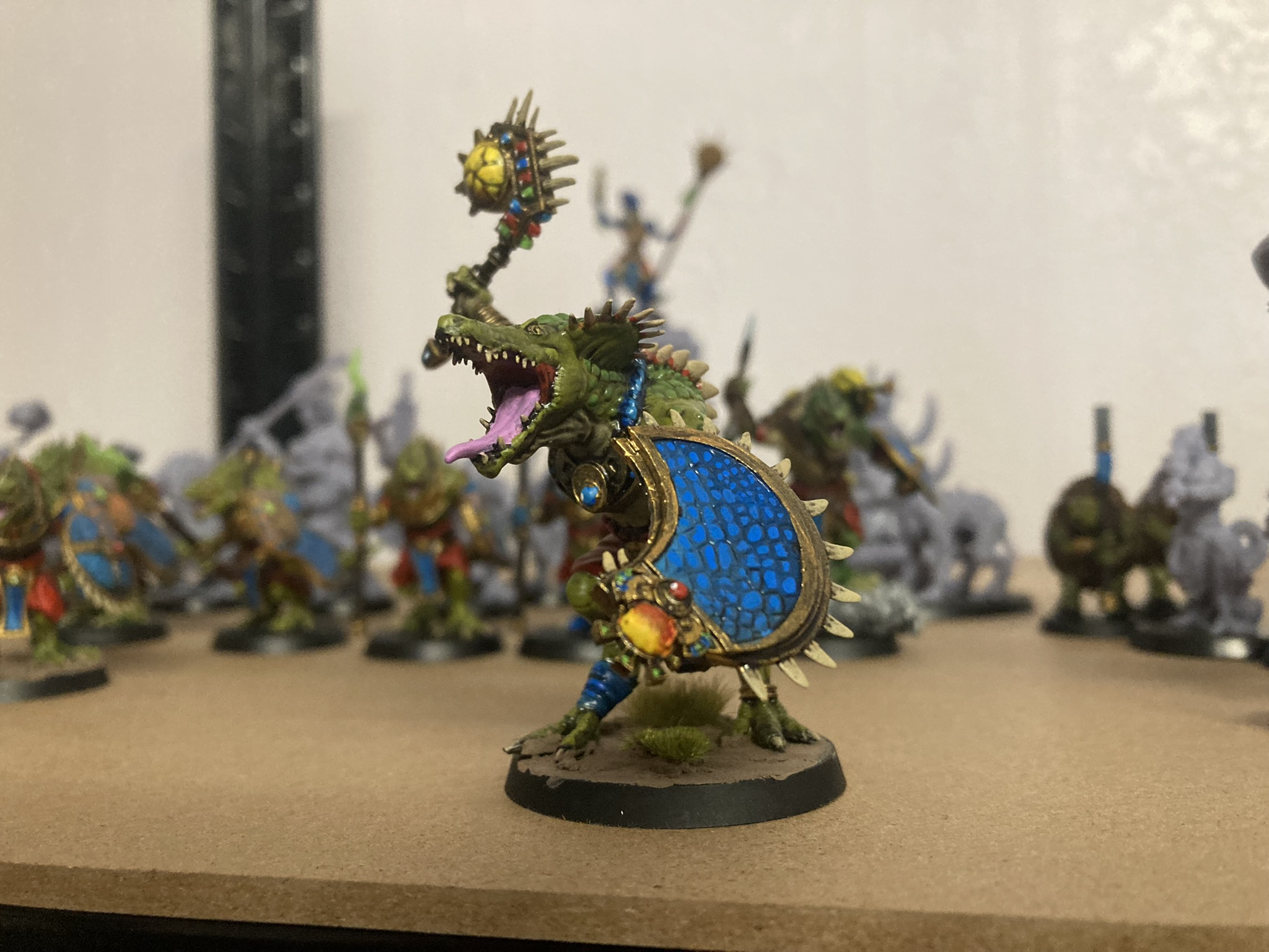 3D Printable Lizardmen - Crocodactus Sunscale Hero by Savage Saurian ...