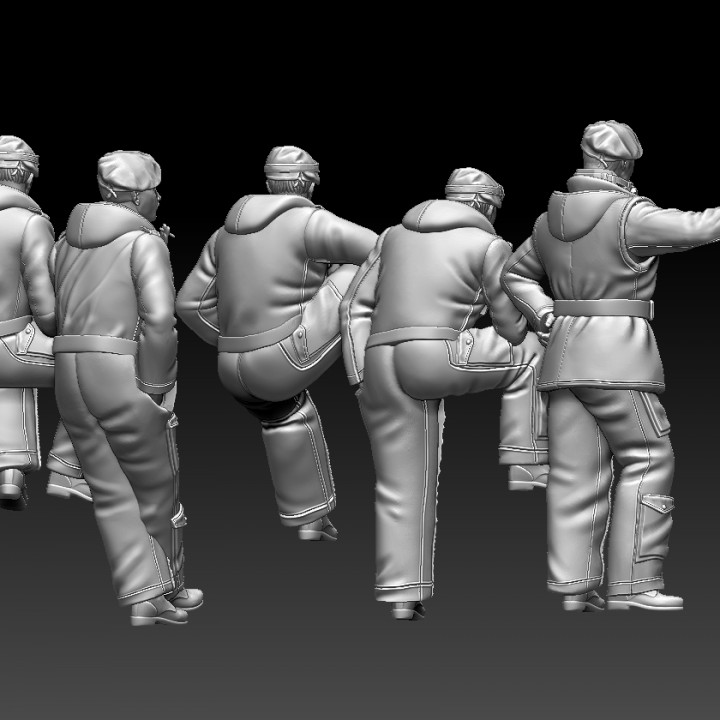 3D Printable british tank crew by Dmitry Tishchenkov