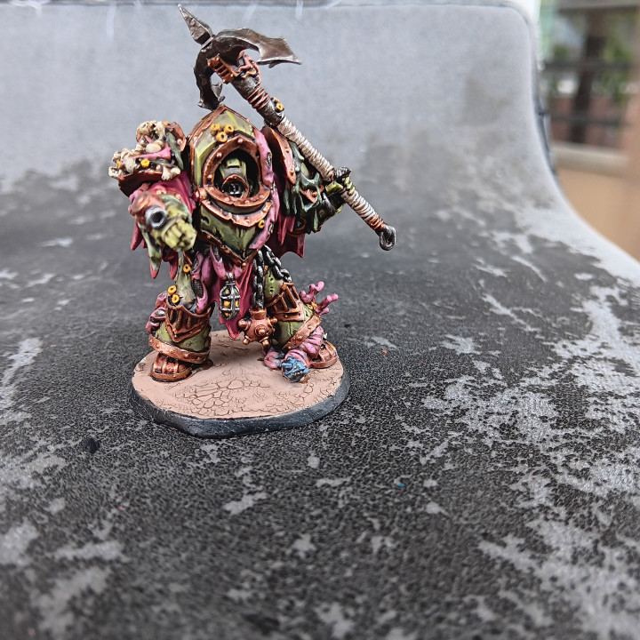 3D Print of Deep shroud, guard of Mthulus (pre-supported) by maximehemion