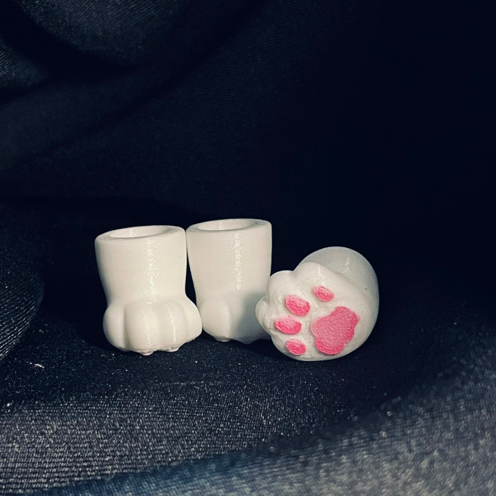 3D Printable Finger Cat Paw by Ning