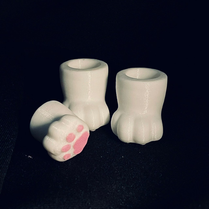 3D Printable Finger Cat Paw by Ning