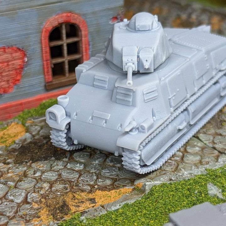 3D Printable Cavalry Tank Somua S-35 (France, WW2) by Wargame3d