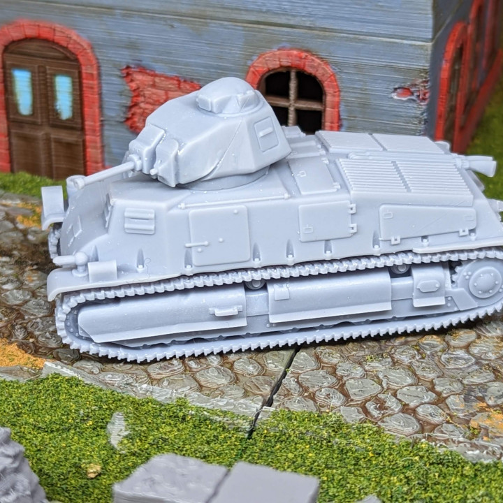 3D Printable Cavalry Tank Somua S-35 (France, WW2) by Wargame3d