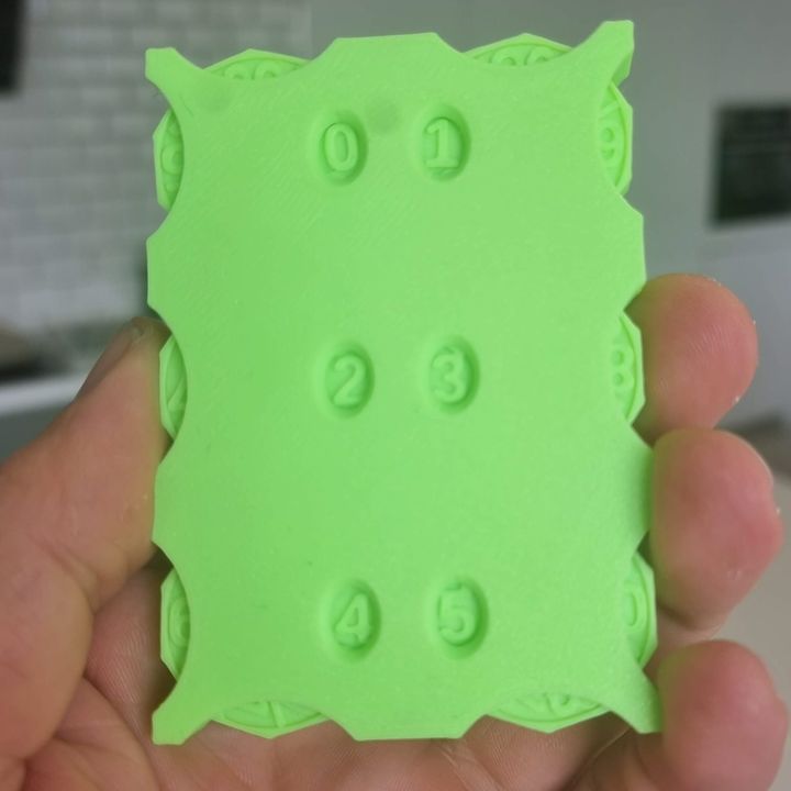 3D Print of MTG sized - HP Tracker/Counter - 6 Trackers in one card ...