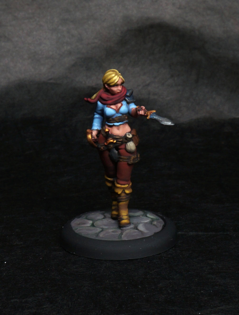 3D Printable Female Bandit Dagger by Galaad Miniatures