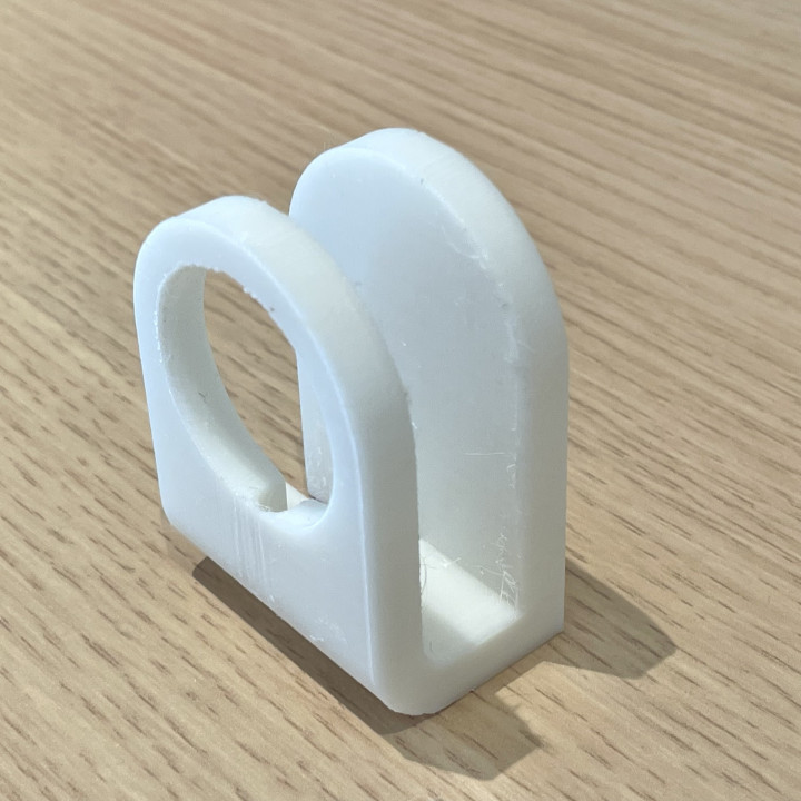 3D Printable minimal Apple watch dock / stand / wall attachment by Hugo ...