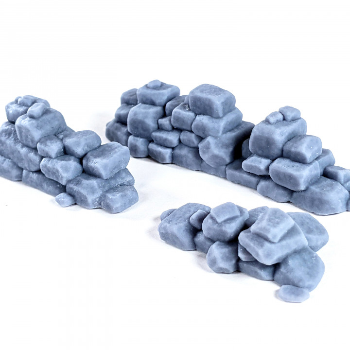 3D Printable Stone Wall Ruins by Custom Miniature Maker