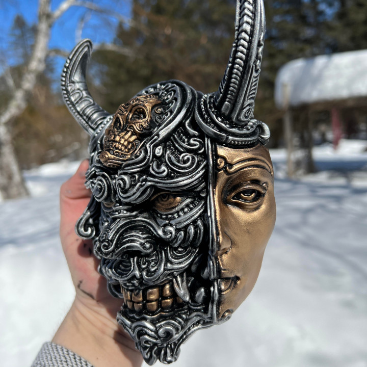 3D Printable Oni 2 face by Zane Rogers