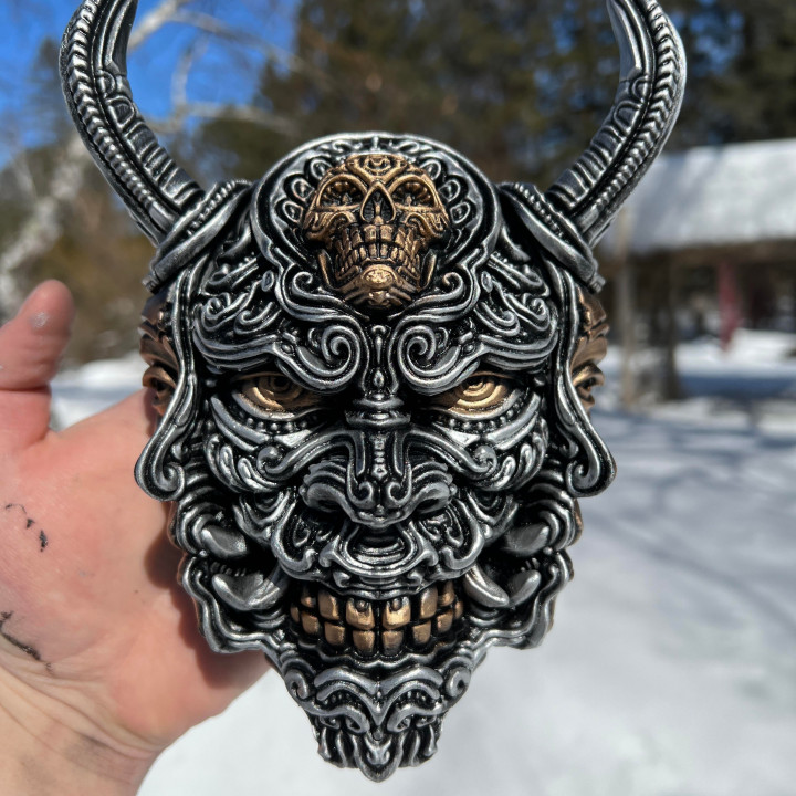 3D Printable Oni 2 face by Zane Rogers