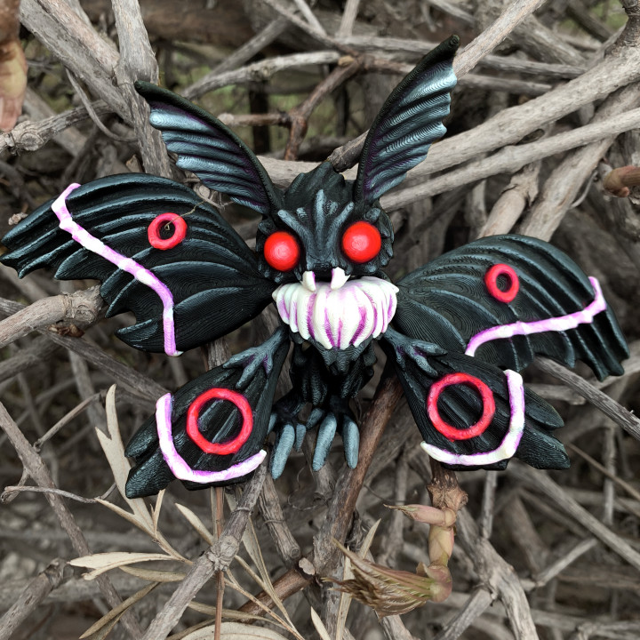3D Printable Articulated Mothman by TwistyPrints