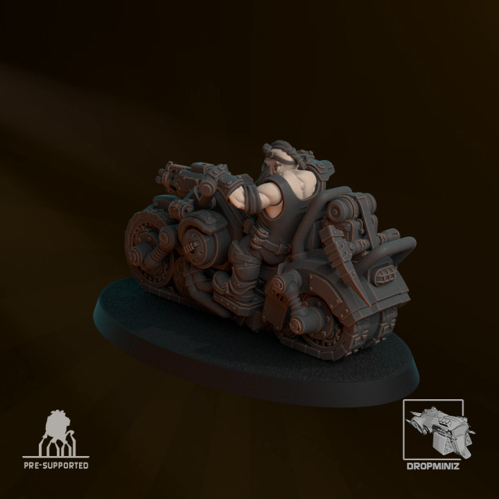 3D Printable Sci-Fi Dwarf Bikers by DropMiniz